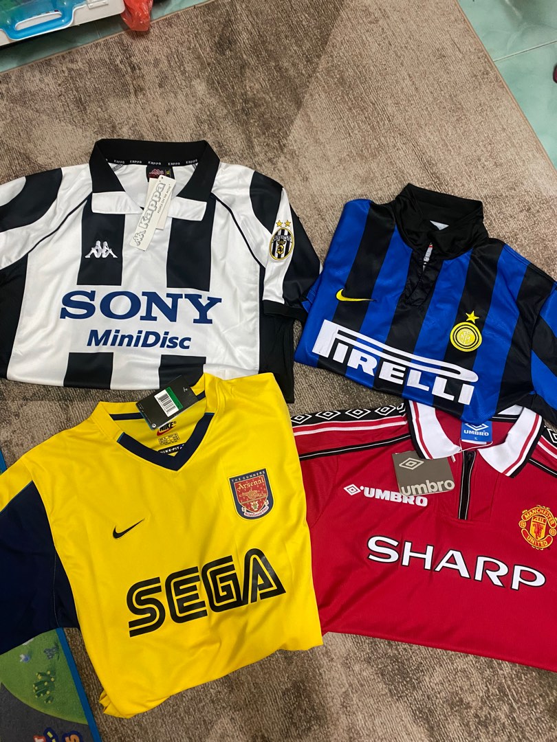 Jersey Bola vintage Combo, Men's Fashion, Tops & Sets, Tshirts & Polo ...