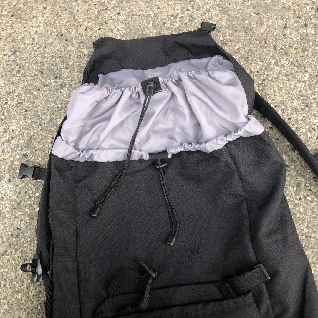 Levis Laptop Backpack Black, Men's Fashion, Bags, Backpacks on Carousell