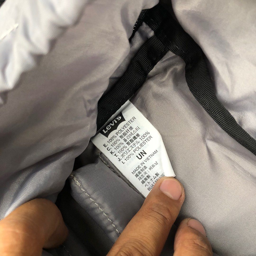 Levis Laptop Backpack Black, Men's Fashion, Bags, Backpacks on Carousell