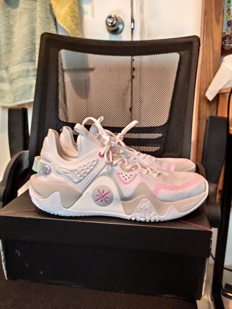 Li Ning Way of Wade Ice Cold Blooded Dlo, Men's Fashion, Footwear ...