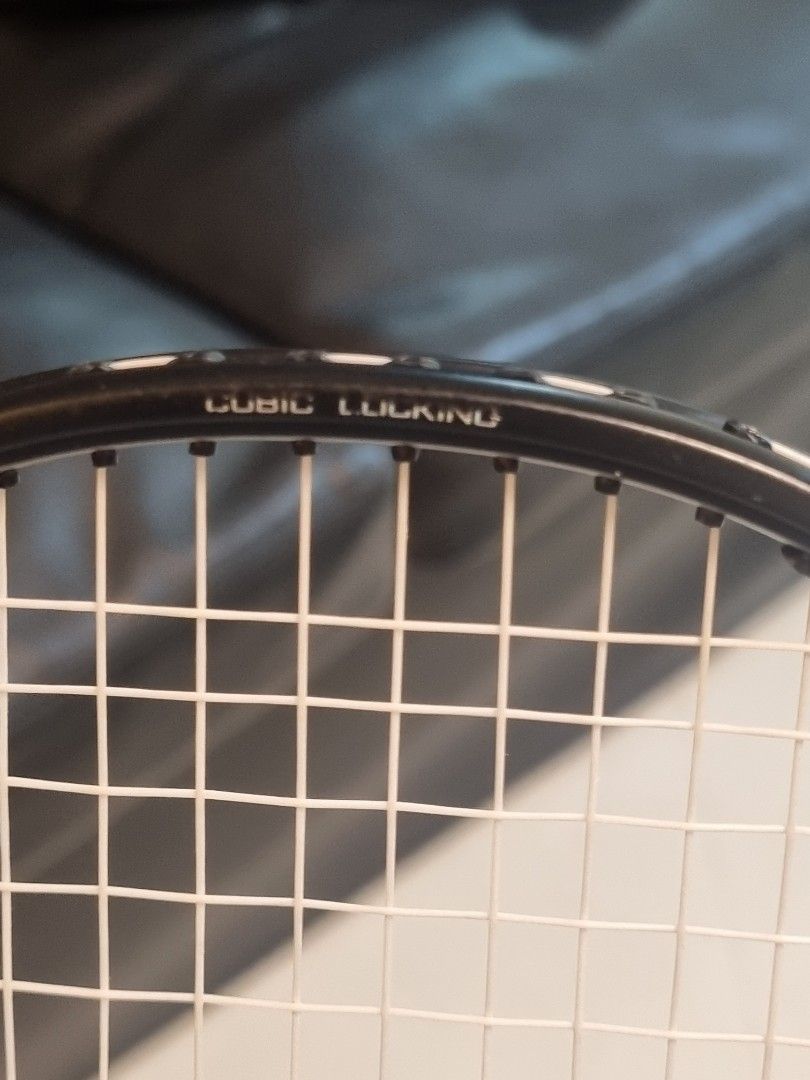 Lining Tectonic 9 3U/G5, Sports Equipment, Sports & Games, Racket ...