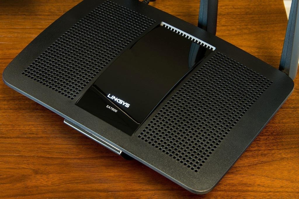 Linksys EA7500 AC1900+ router , spare item in box, Computers & Tech ...