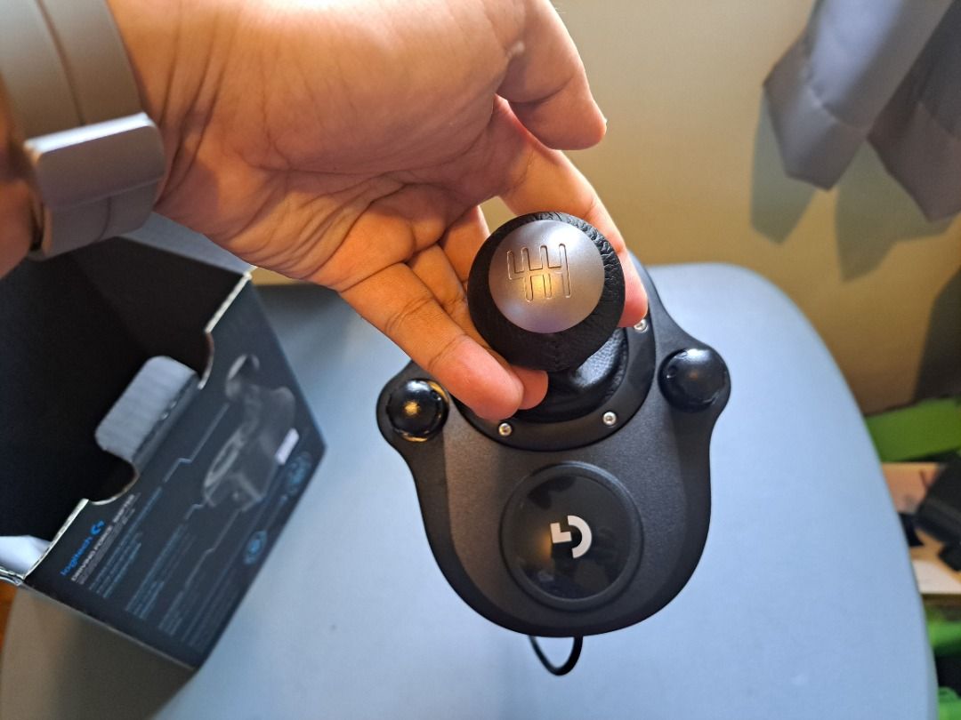 Logitech G Driving Force Shifter – Compatible with G29, G920 & G923 ...