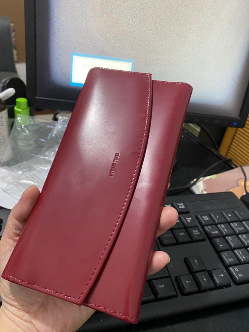 Looney tunes wallet, Women's Fashion, Bags & Wallets, Wallets & Card ...