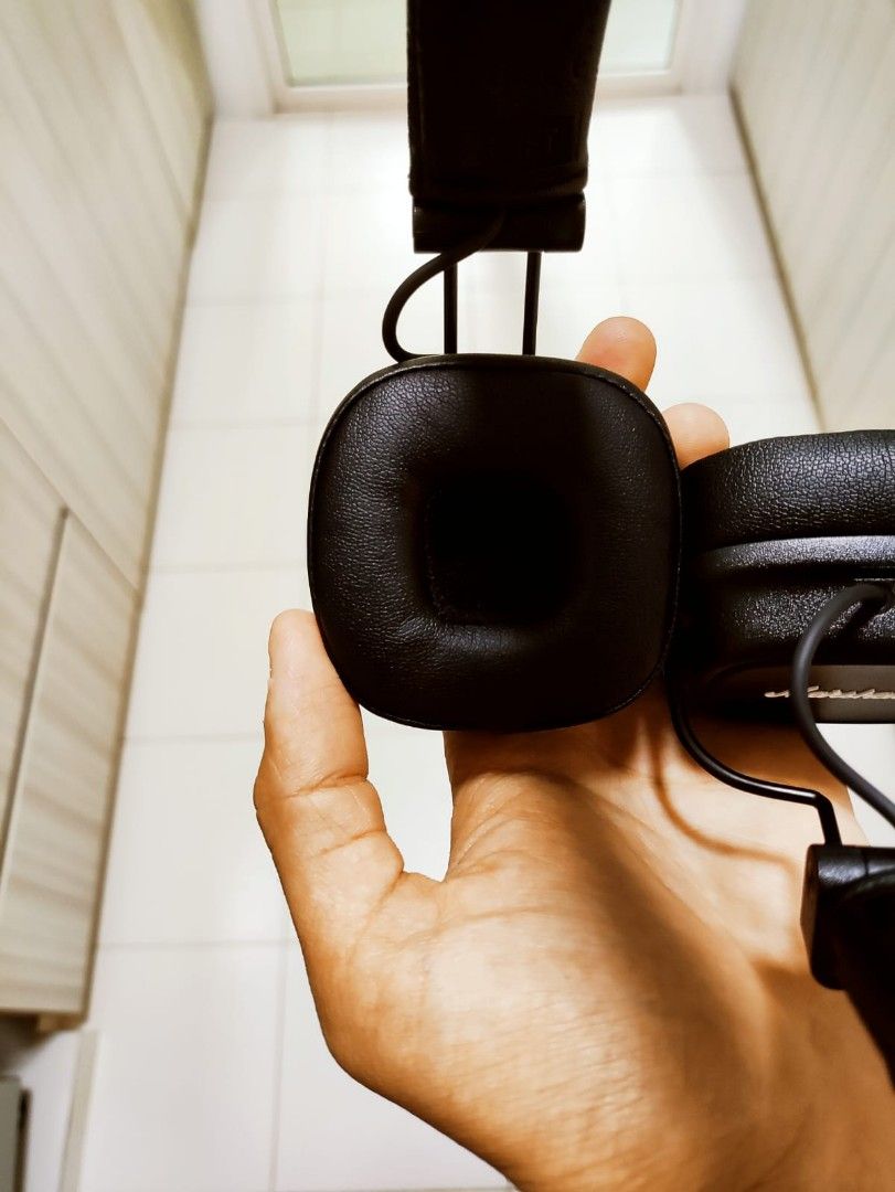 Marshall Major IV (Free casing), Audio, Headphones & Headsets on Carousell