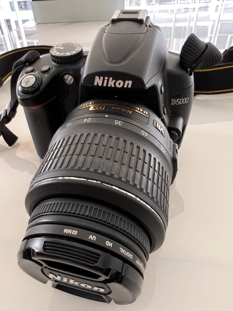 Nikon D5000 with Kit Lens, Photography, Cameras on Carousell