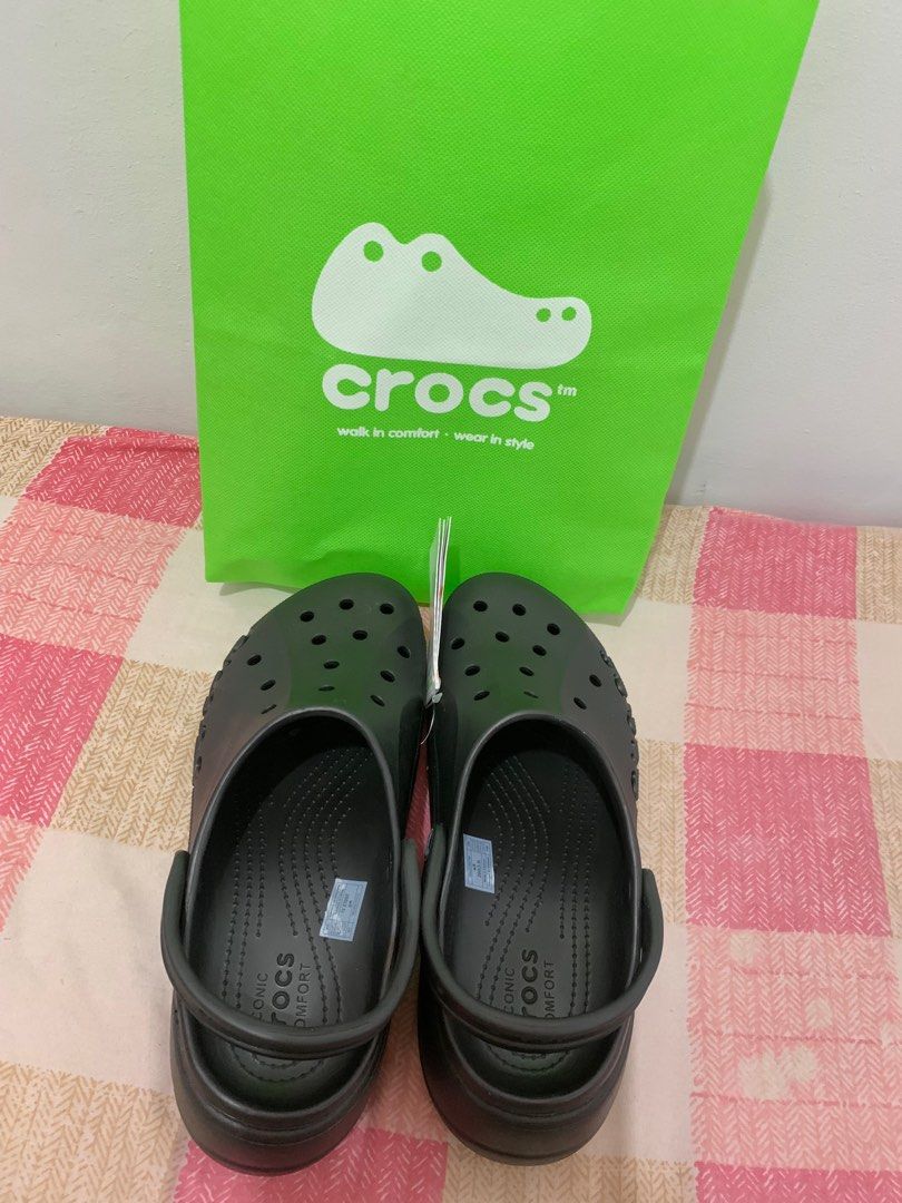 Original baya crocs, Men's Fashion, Footwear, Slippers & Slides on ...