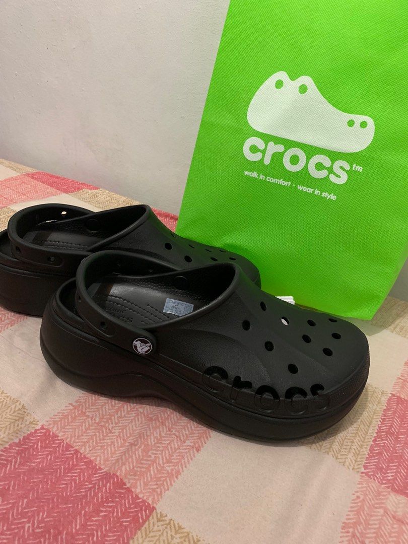 Original baya crocs, Men's Fashion, Footwear, Slippers & Slides on ...