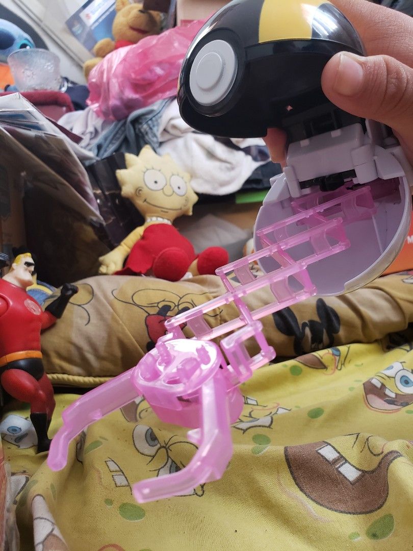 Original takara tomy Collection Pokemon-Z ultra pokeball with claw ...