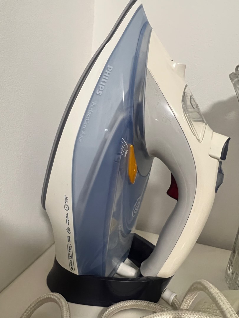 Philips Iron, TV & Home Appliances, Irons & Steamers on Carousell