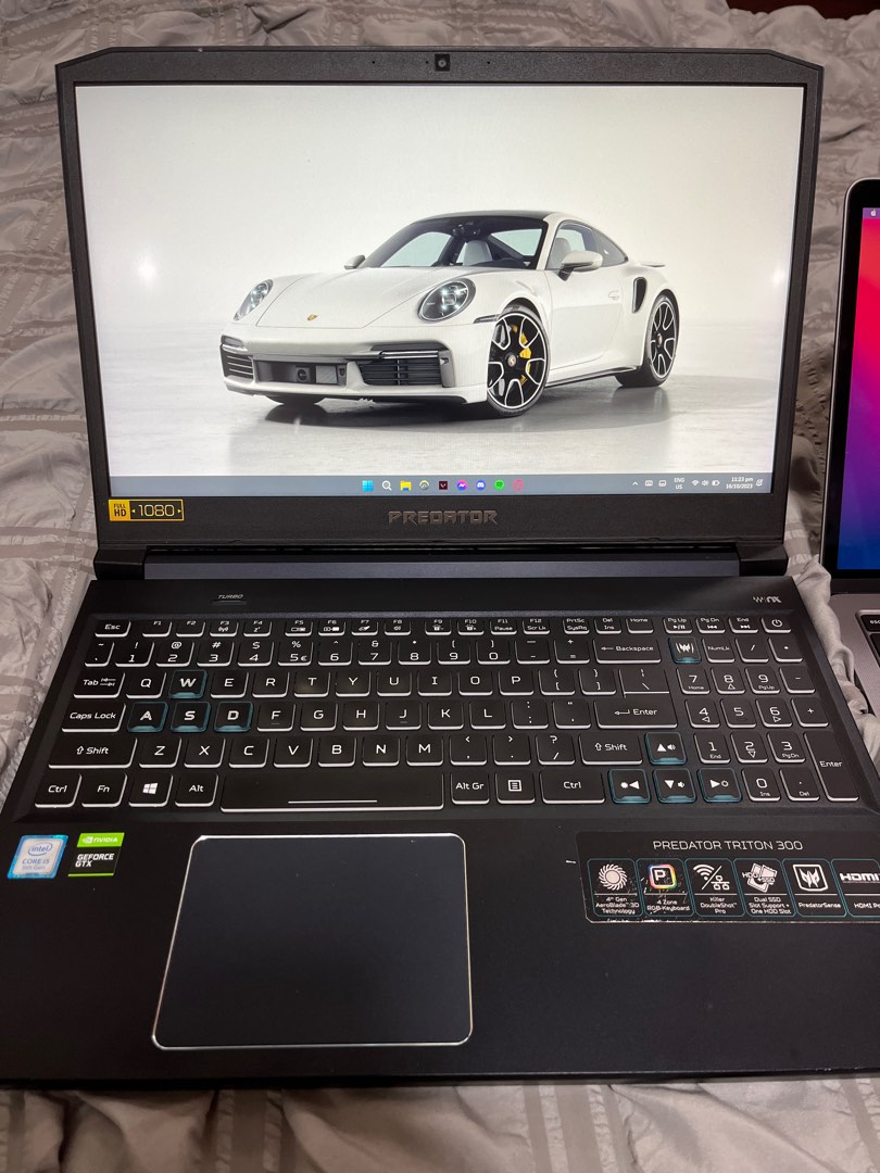 Predator Triton 300 with MSi 24’ Curved Monitor, Computers & Tech ...