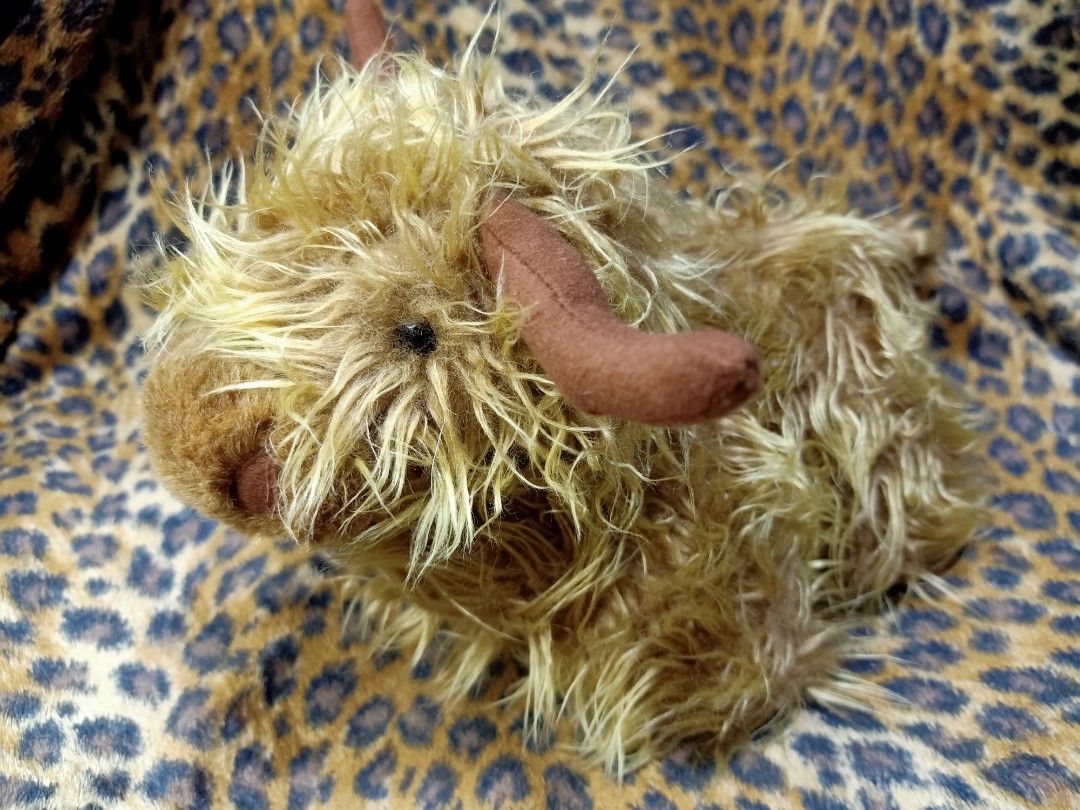 REALISTIC HIGHLANDS COW / CATTLE WITH 'MOO' SOUND (RARE / EXOTIC ANIMAL ...