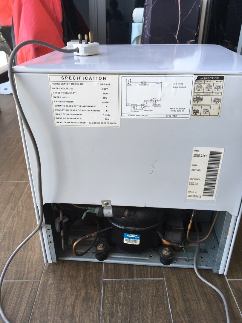 Samsung Mini Fridge, TV & Home Appliances, Kitchen Appliances ...