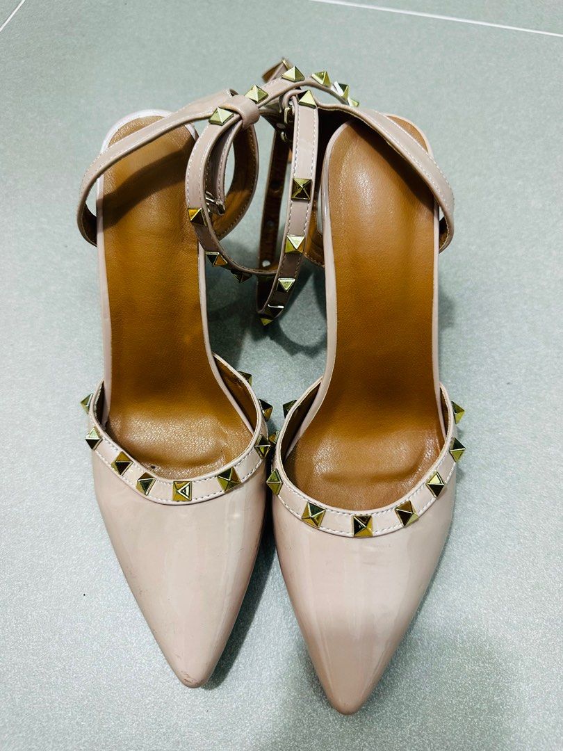 Shein sandals, Women's Fashion, Footwear, Heels on Carousell