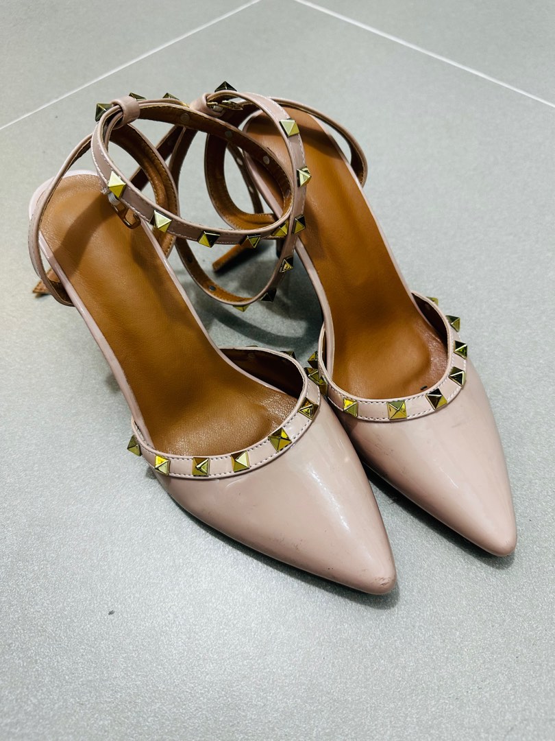 Shein sandals, Women's Fashion, Footwear, Heels on Carousell