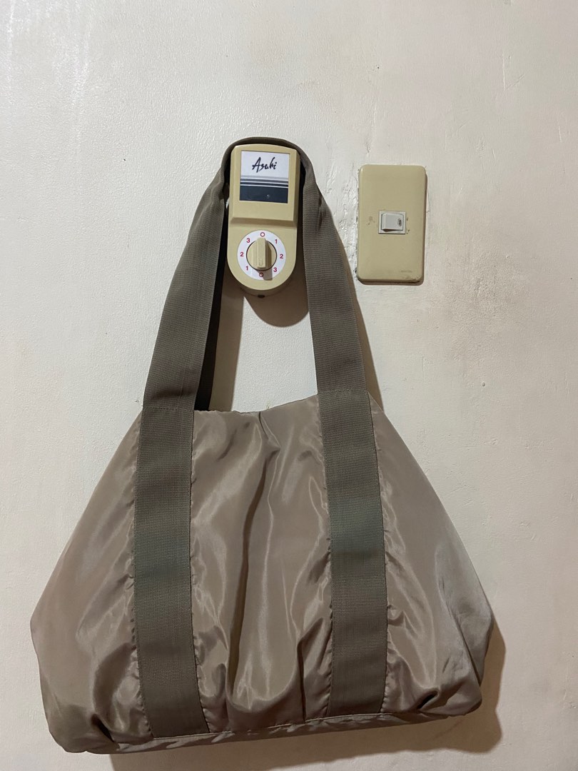 Shoulder bag in nude layas bag or aura bag, Women's Fashion, Bags ...