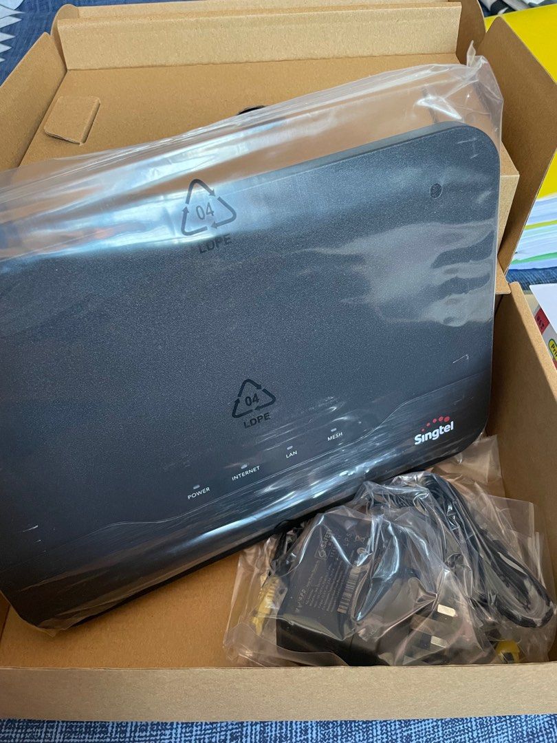 Singtel Mesh Router, Computers & Tech, Parts & Accessories, Networking ...