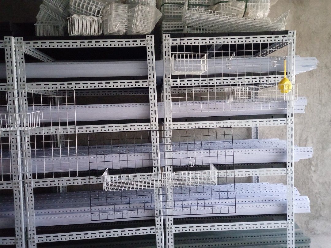 Slotted angle bar, Commercial & Industrial, Industrial Equipment on ...