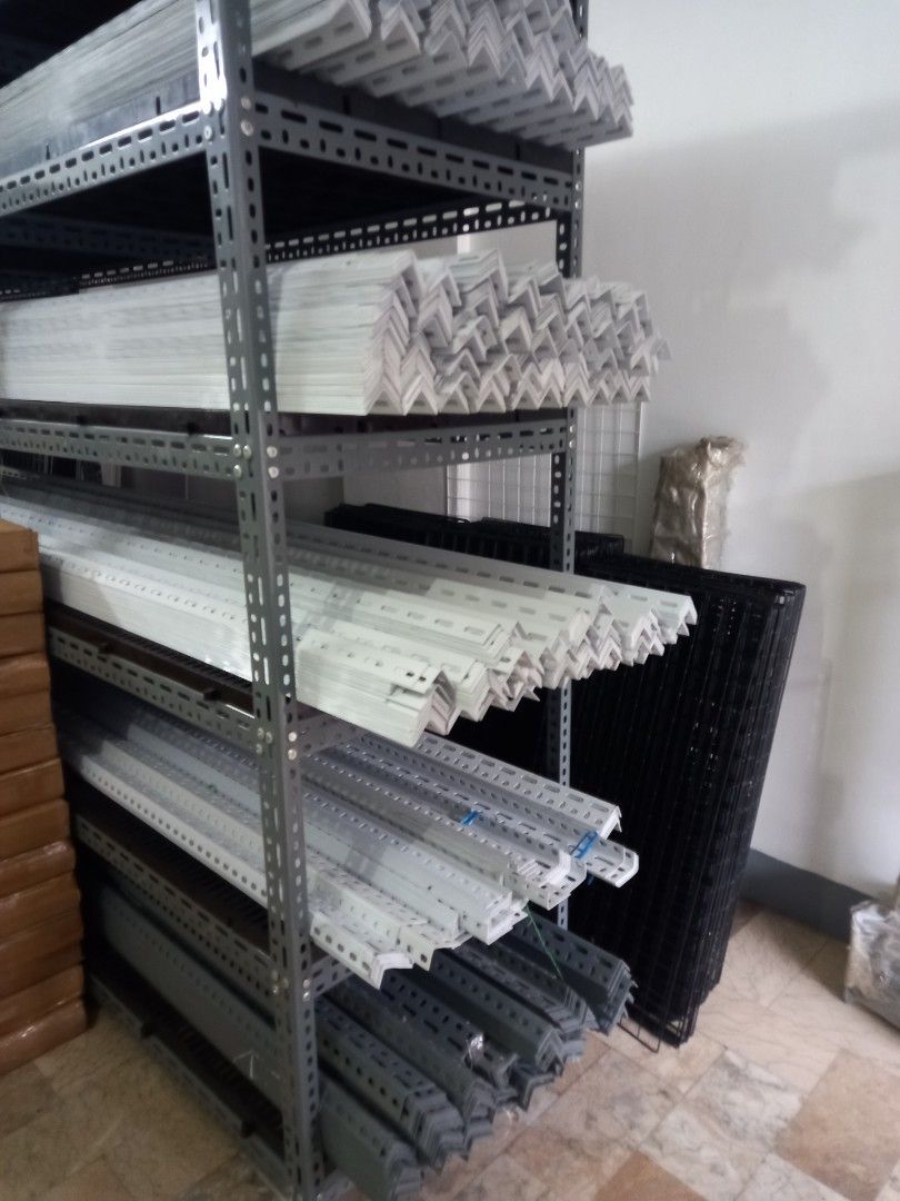 Slotted angle bar, Commercial & Industrial, Industrial Equipment on ...