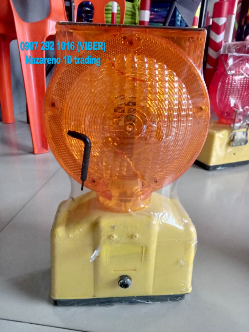 Solar blinker Barrier type 192, Commercial & Industrial, Construction ...