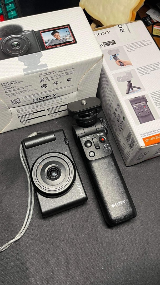Sony ZV1F Sony Shooting Grip GO-VPT2BT, Mobile Phones & Gadgets, Other ...