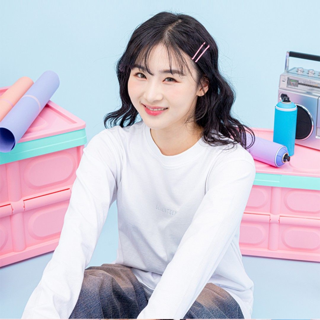 SVT Carat Land Shirt, Hobbies & Toys, Memorabilia & Collectibles, K ...