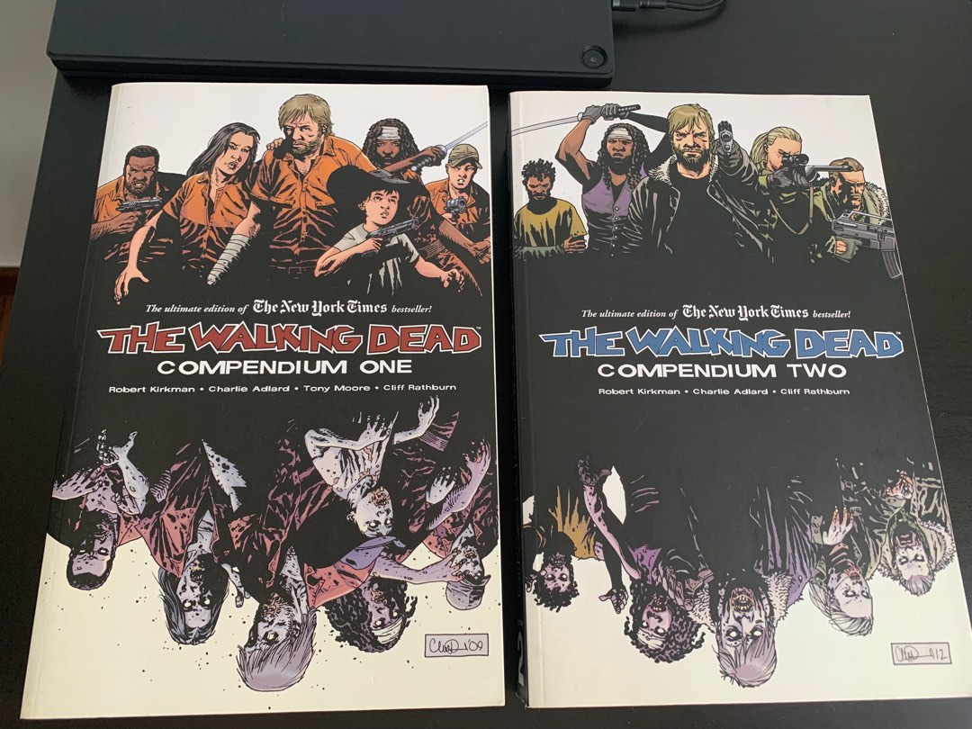 The Walking Dead Compendium 1 & 2, Hobbies & Toys, Books & Magazines ...