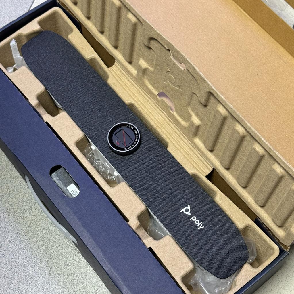 TP-Poly Studio P15 Personal Video Bar - Premium 4K Webcam Solution ...