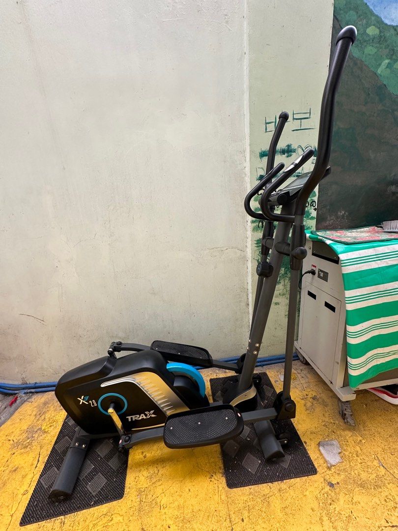 TRAX X3 2.0 Elliptical, Sports Equipment, Exercise & Fitness, Cardio ...