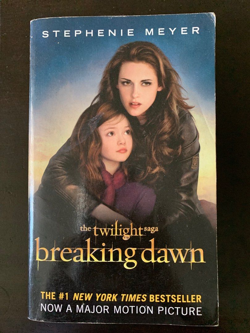 Twilight Breaking Dawn, Hobbies & Toys, Books & Magazines, Fiction ...