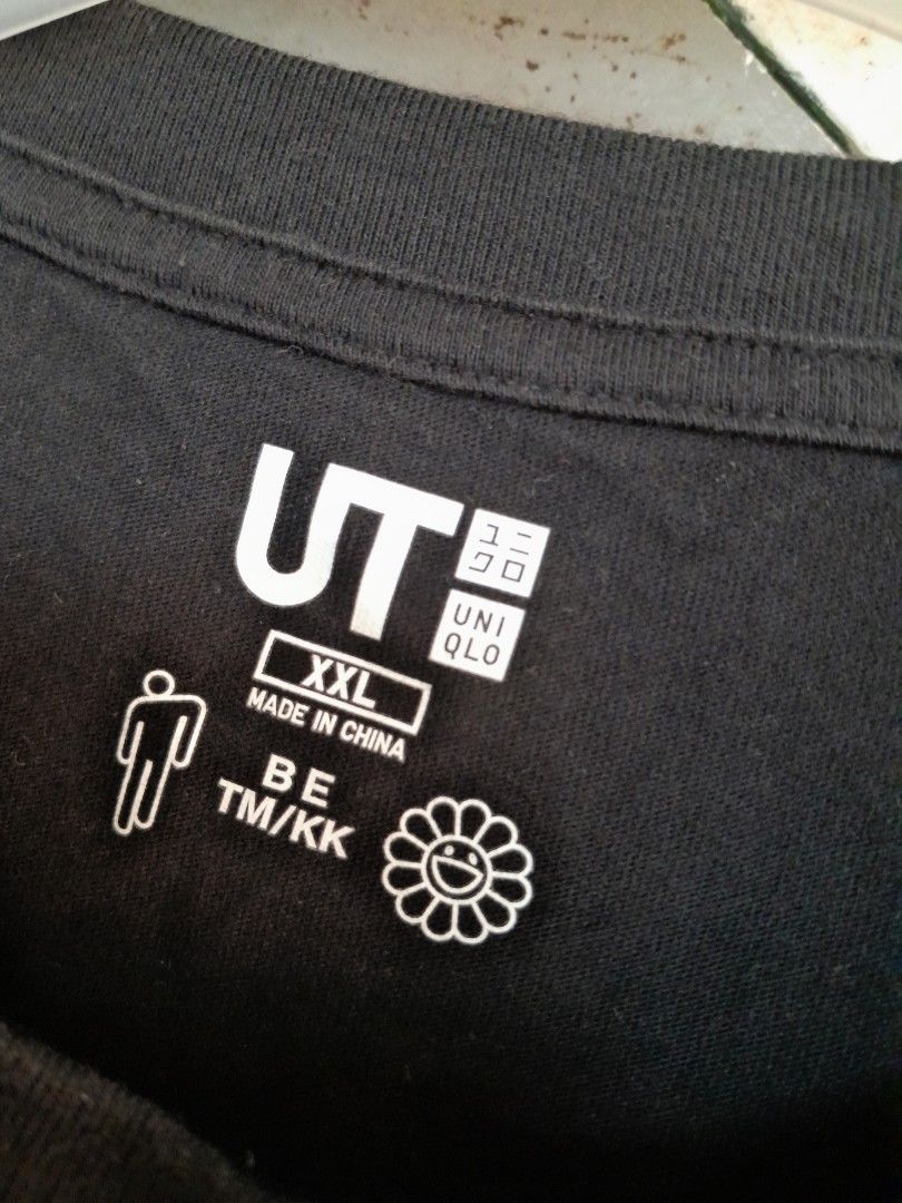 UNIQLO BILLIE EILISH XXL TEE, Fesyen Pria, Pakaian , Atasan di Carousell