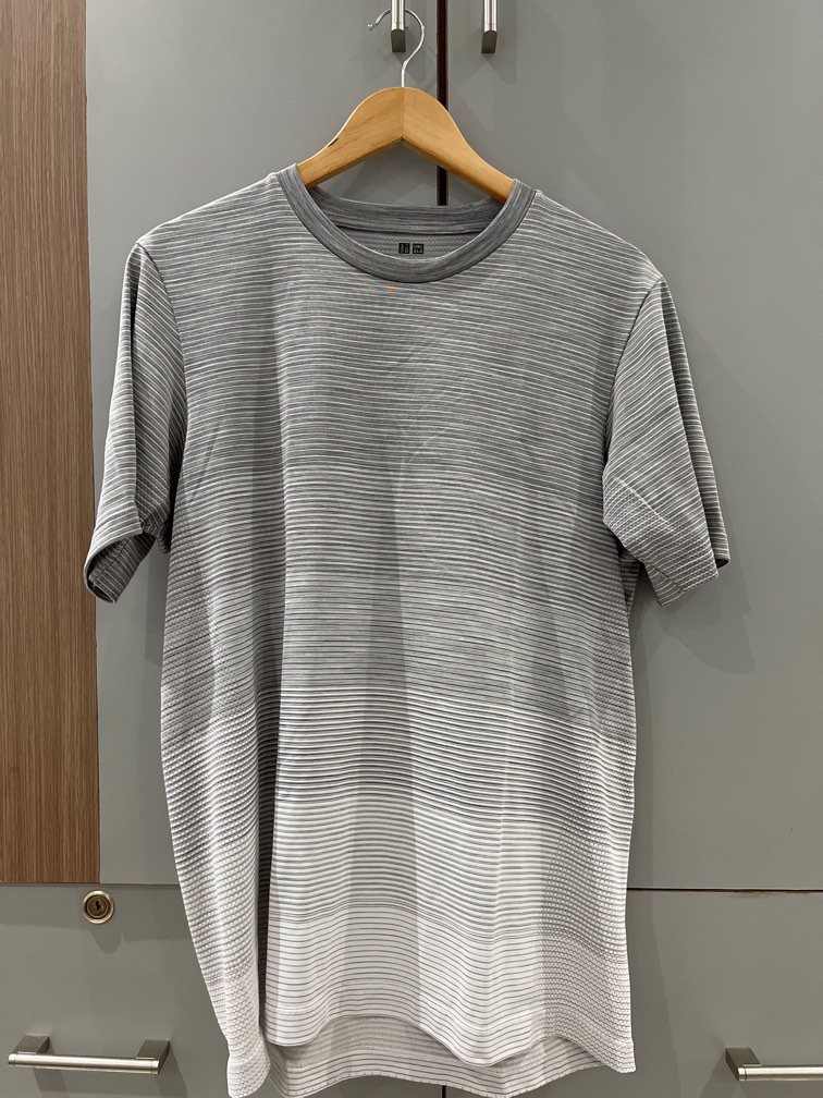 Uniqlo Dri-fit Tshirt, Men's Fashion, Activewear on Carousell