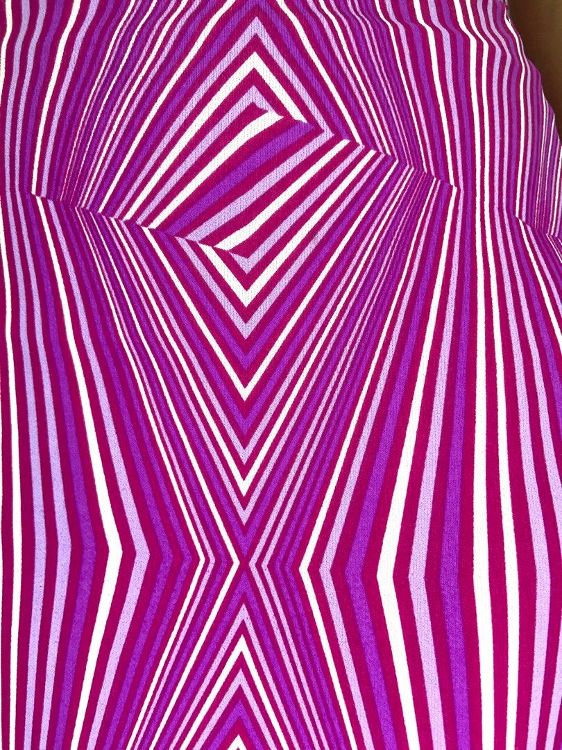 Vintage Pinterest Early 2000s Y2K Retro Geometric Pattern Lines ...