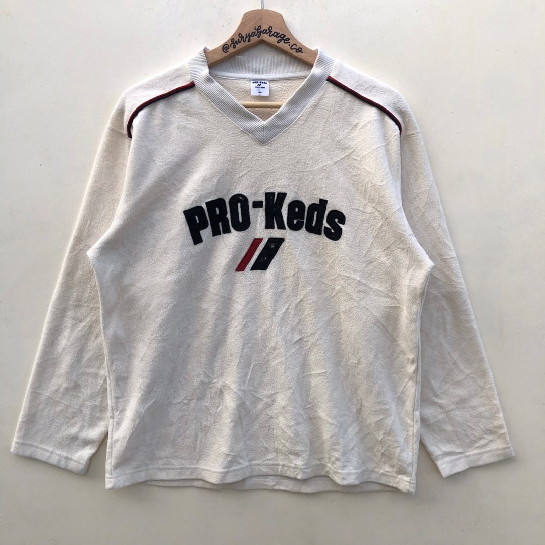 Vintage Pro Keds Spell Out V Neck Sweatshirt, Men's Fashion, Tops ...
