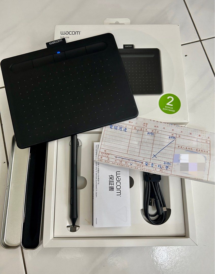 二手 Wacom CTL-4100WL 內含電繪筆+筆頭補充4個 電繪板 數位繪圖板 電繪版, 手機及配件, 其他在旋轉拍賣
