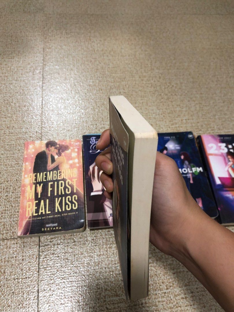 Wattpad 2nd hand book bundle remembering my first real kiss and practicing my first real kiss ...