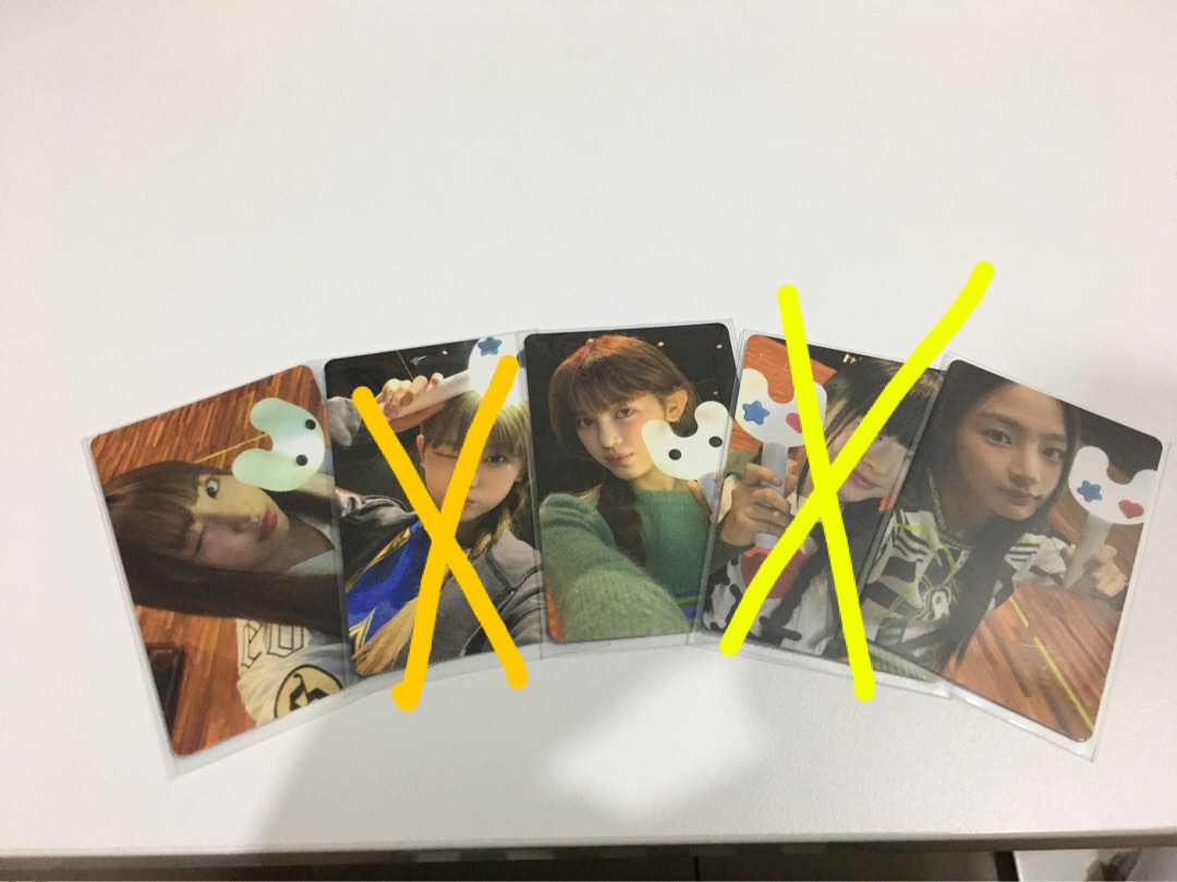WTS Newjeans Binky bong lightstick photocards, Hobbies & Toys ...