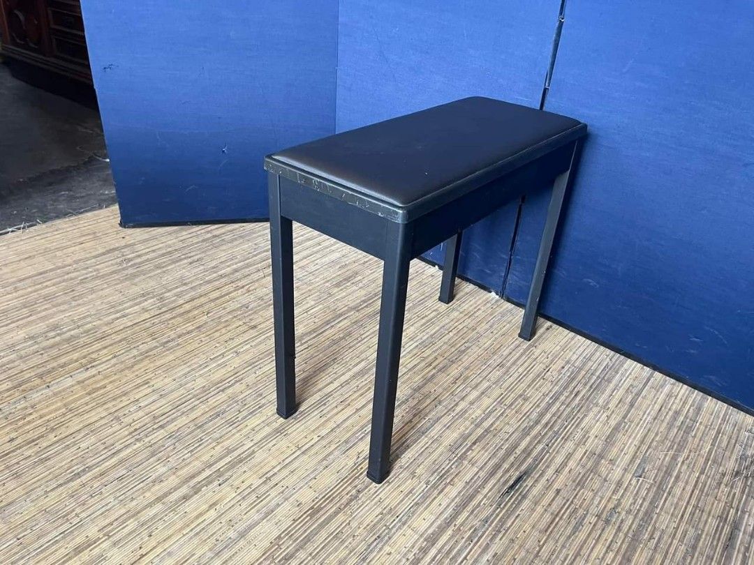 Yamaha Piano Chair, Furniture & Home Living, Furniture, Sofas on Carousell