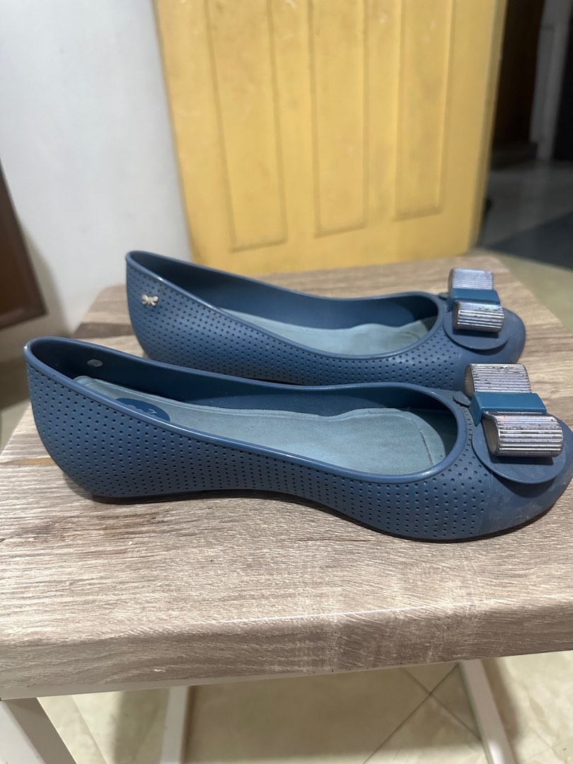 Zaxy Flat Shoes, Women's Fashion, Footwear, Flats & Sandals on Carousell