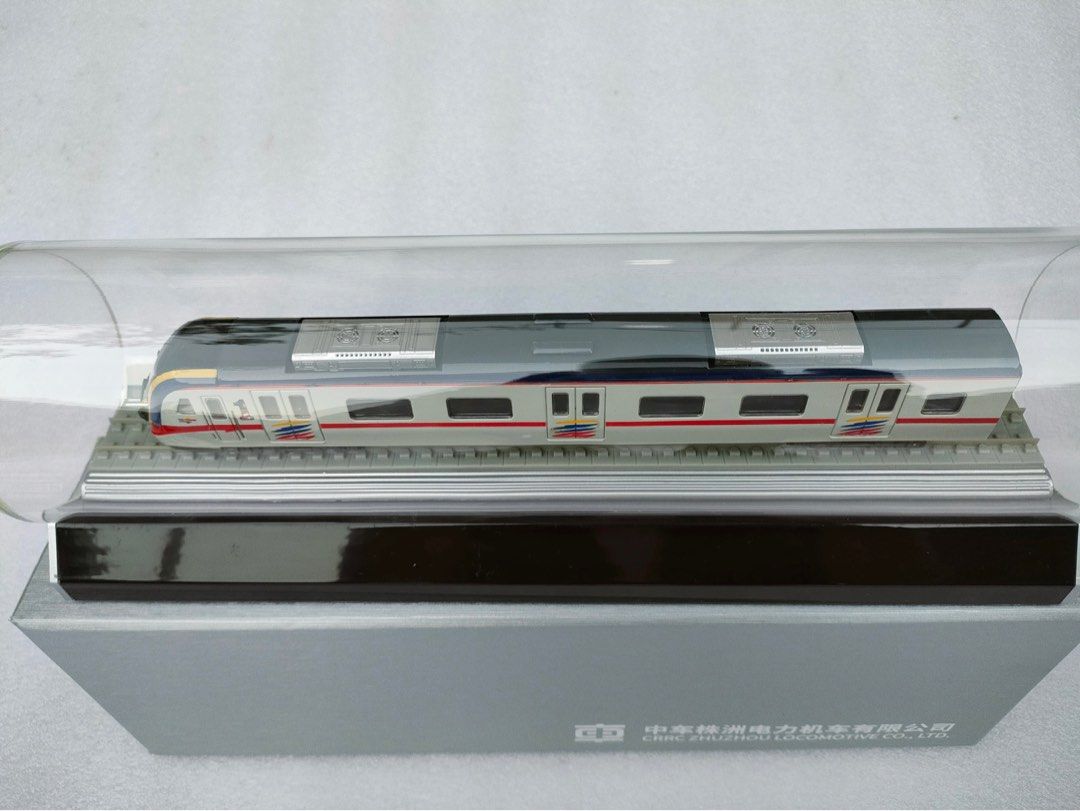 1:87 KTM Komuter Class 92 SCS Train Model, Hobbies & Toys, Toys & Games ...