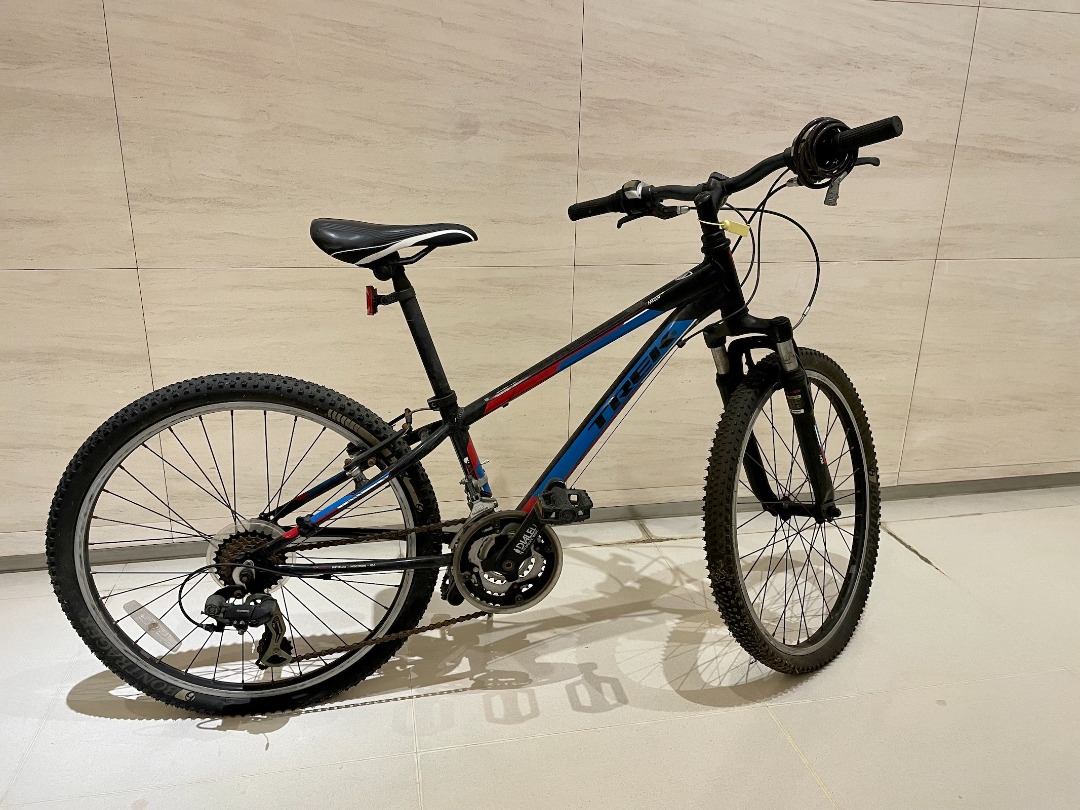 24 inch Trek mountain bike 21 speed with front suspension, Sports ...
