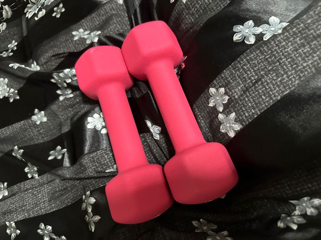 2kg dumbbells pink, Sports Equipment, Exercise & Fitness, Weights ...
