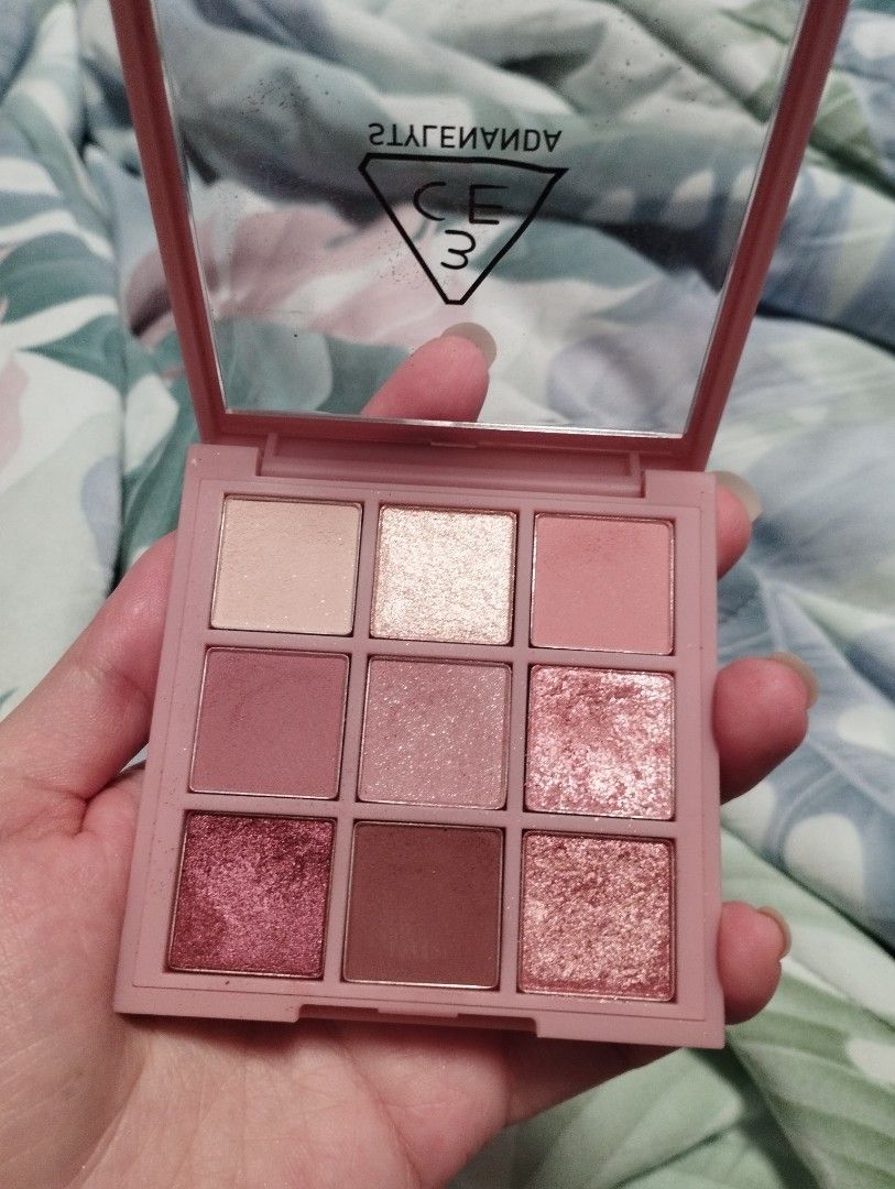 3ce multi eye color palette auto focus, Beauty & Personal Care, Face ...