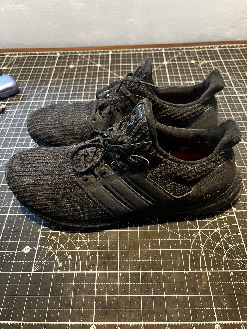 Adidas Boost, Men's Fashion, Footwear, Sneakers on Carousell