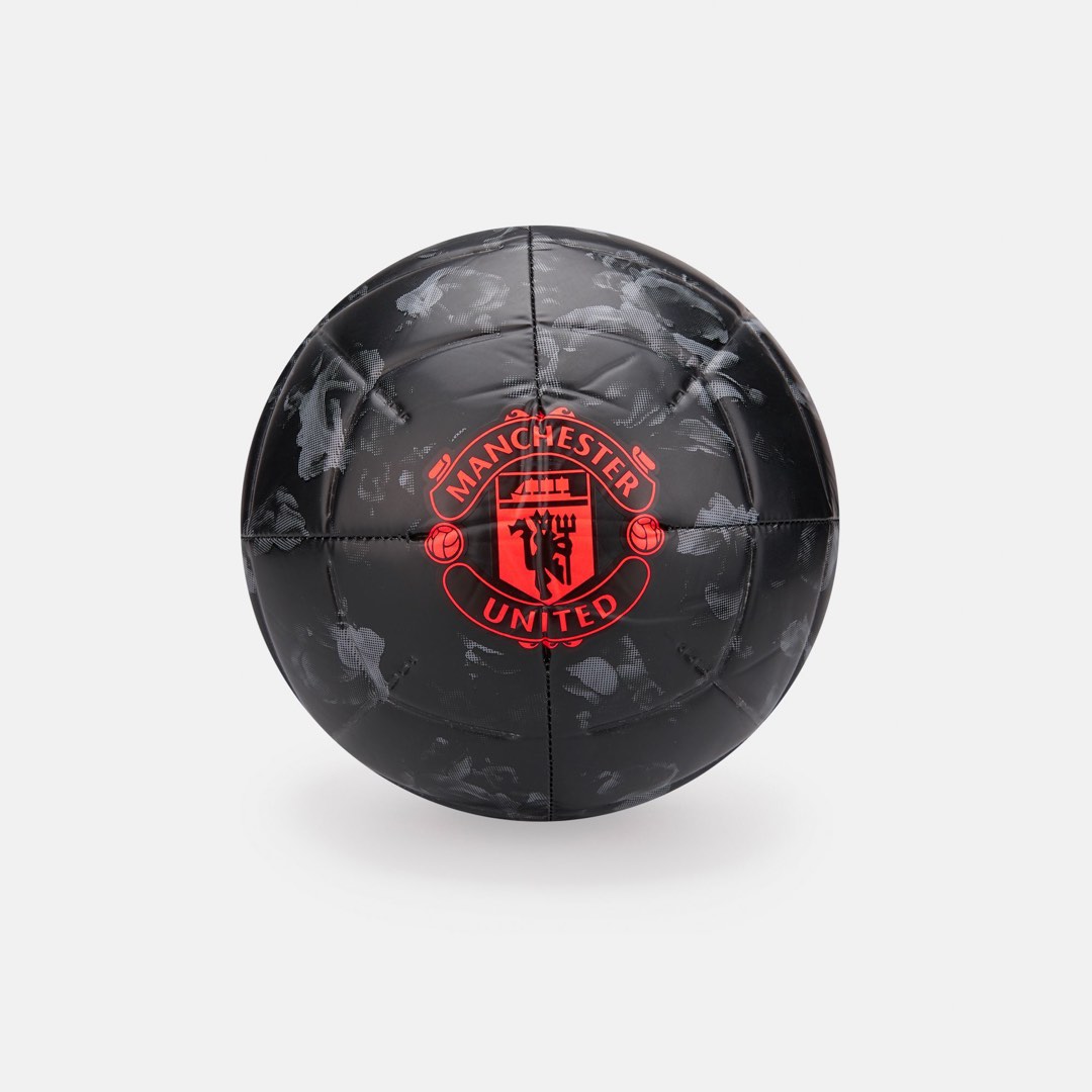 Adidas Manchester United Soccer Ball, Sports Equipment, Sports & Games ...