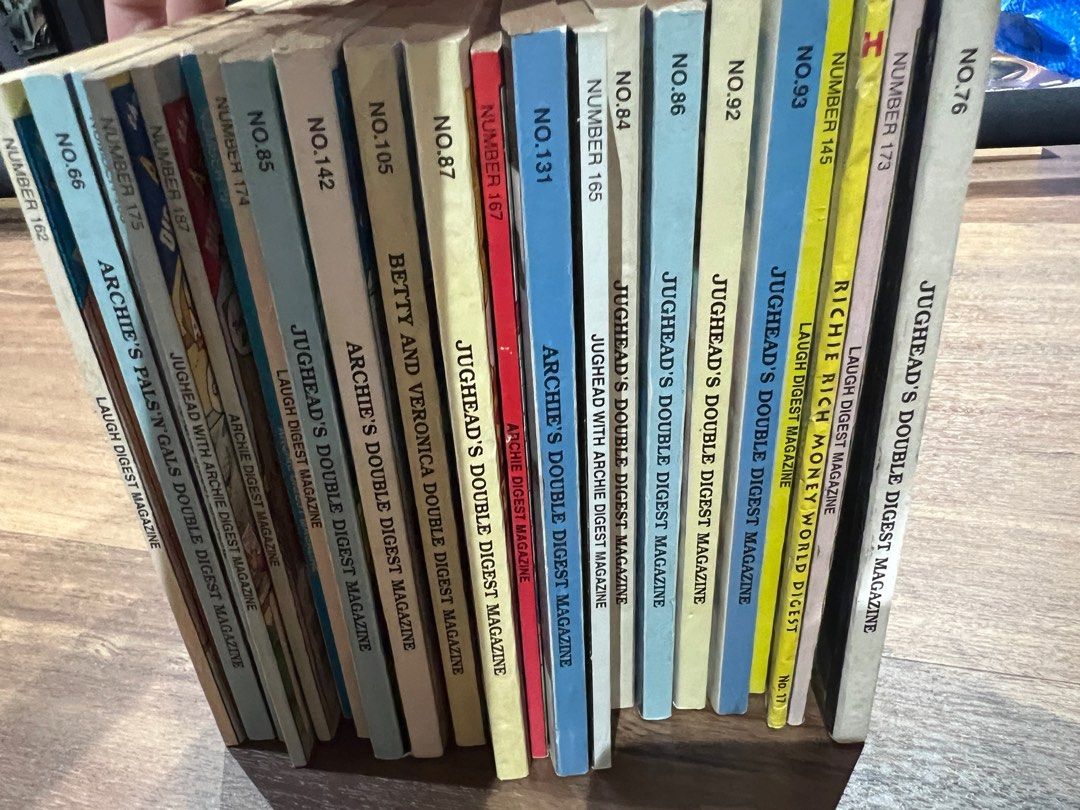 Archie Comics Stack, Hobbies & Toys, Books & Magazines, Comics & Manga ...