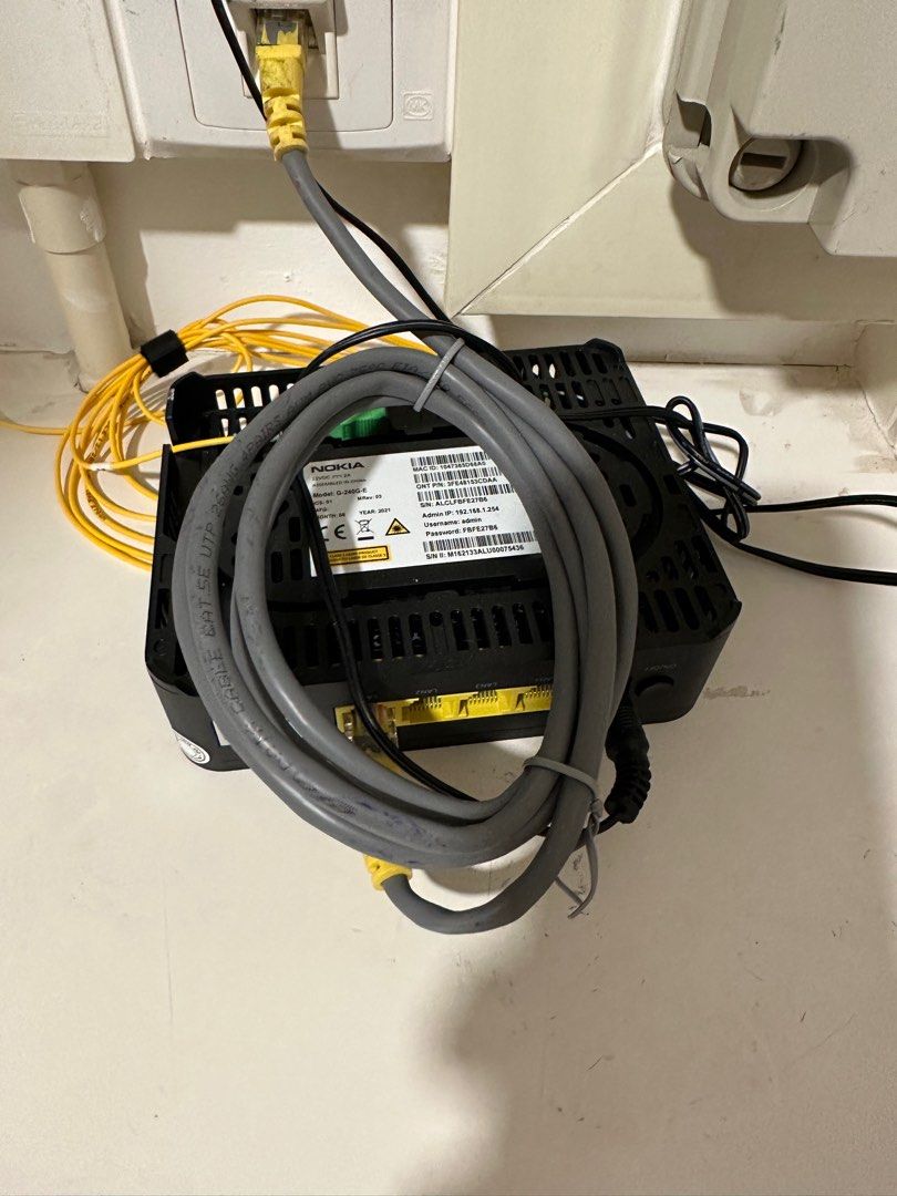 Askey Wifi Mesh + Modem, Computers & Tech, Parts & Accessories ...