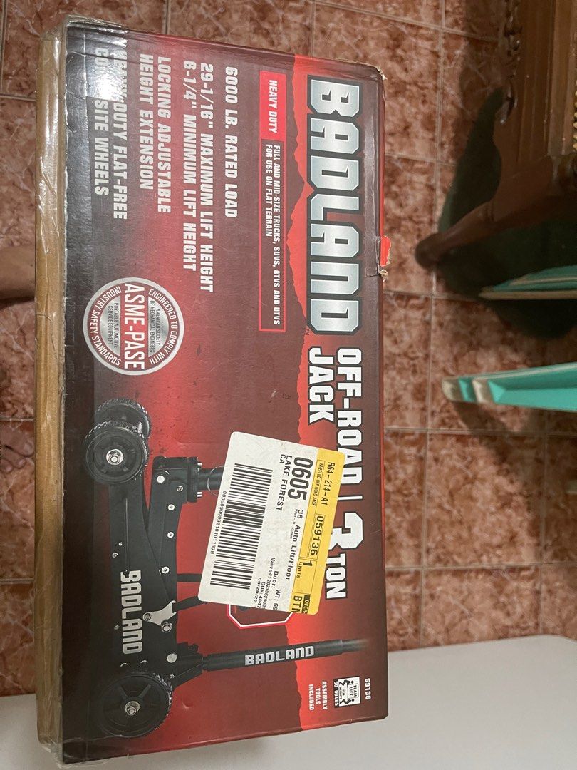 Badlands off-Road jack 3ton, Commercial & Industrial, Construction ...