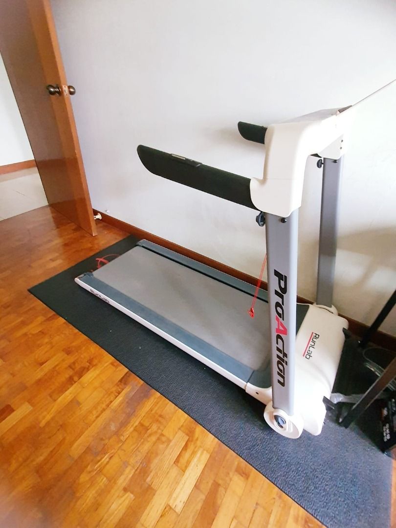 BH FITNESS Runlab G6310 Treadmill with 10 Year Warranty on Motor(Max Speed15km/hr /Fully ...