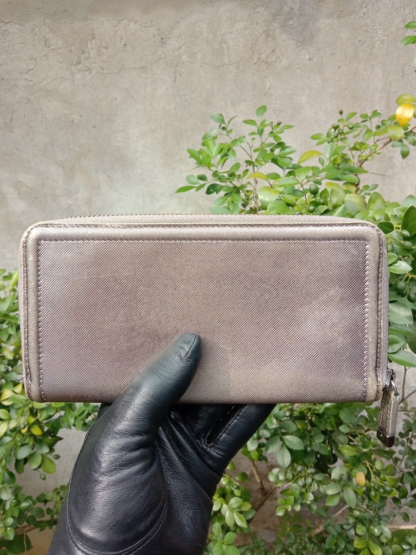 Burberry blue label wallet, Luxury, Bags & Wallets on Carousell